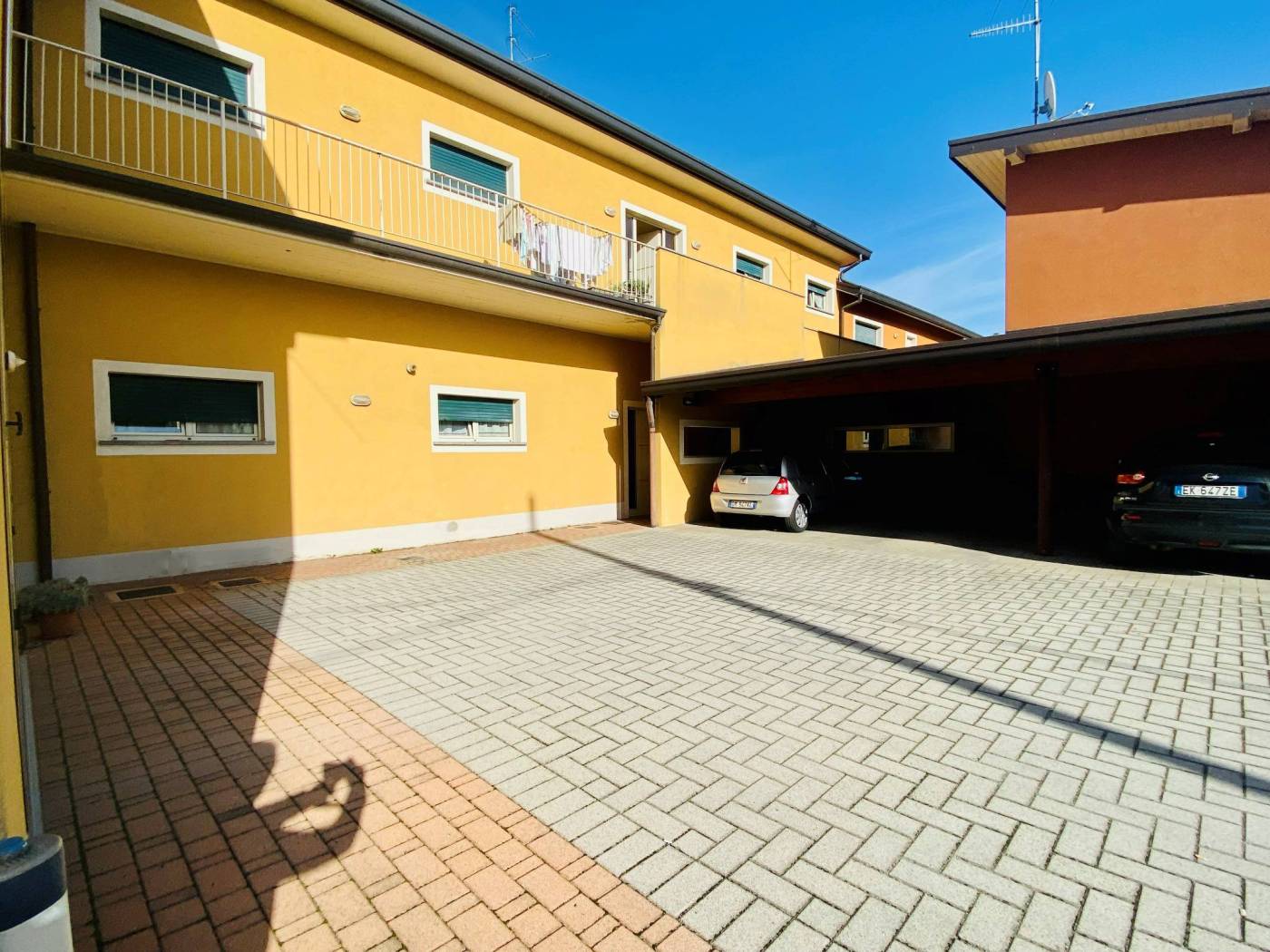 Trilocale via Carlo Cattaneo 27, Arconi, Cantù