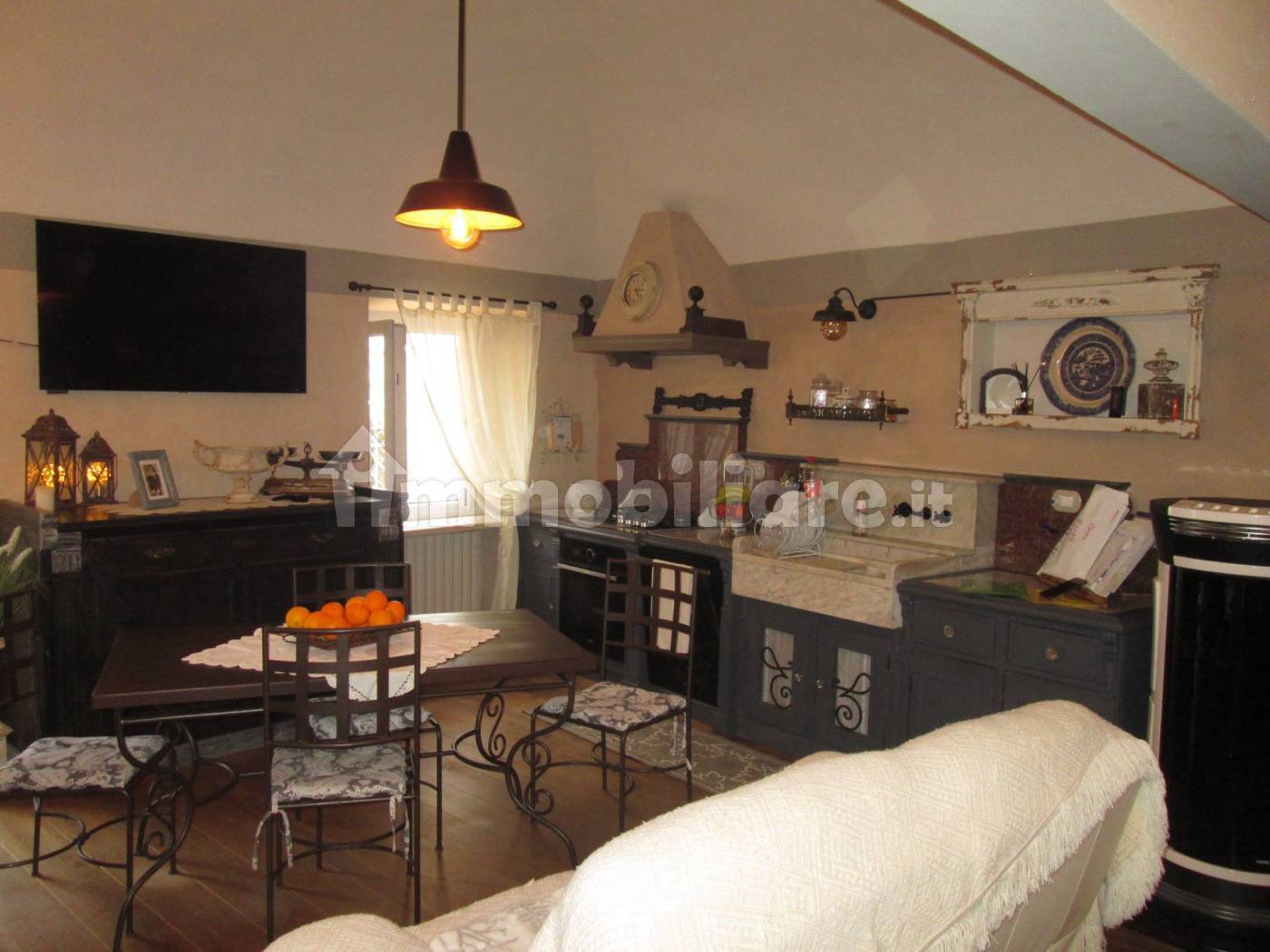 Trilocale via Santa Croce, Centro Storico, Cuneo