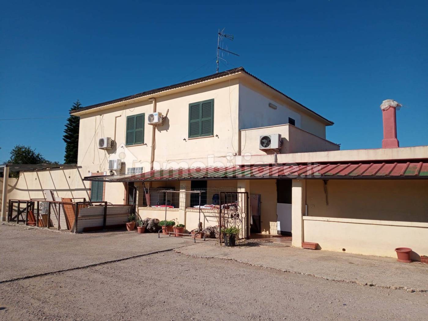 Trilocale via dei Ciliegi, Centro, Cisterna di Latina