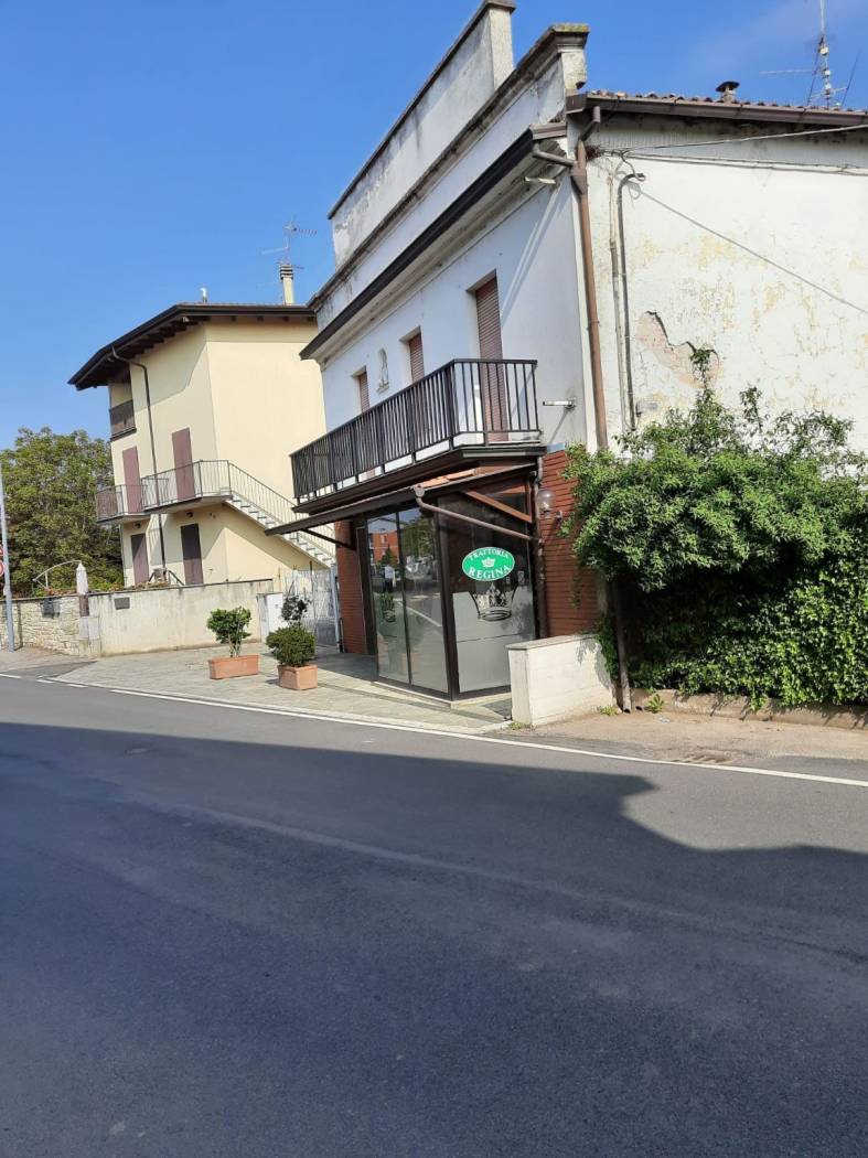 Appartamento Strada della Regina 33, Pittolo, Piacenza