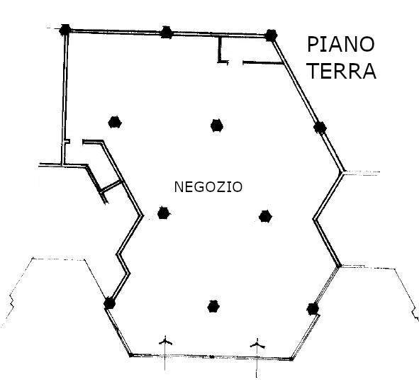 Locale commerciale in Vendita