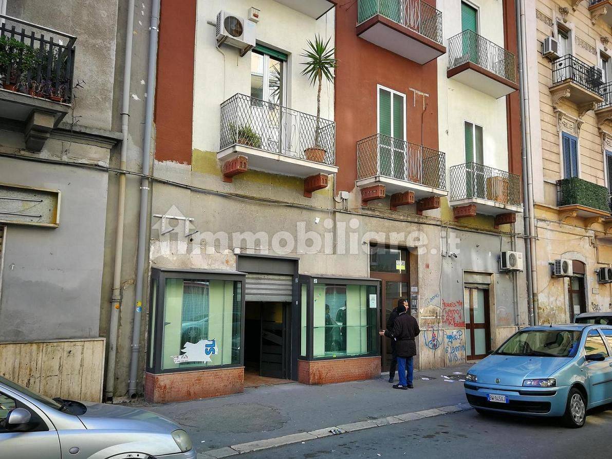 Locale commerciale in Vendita