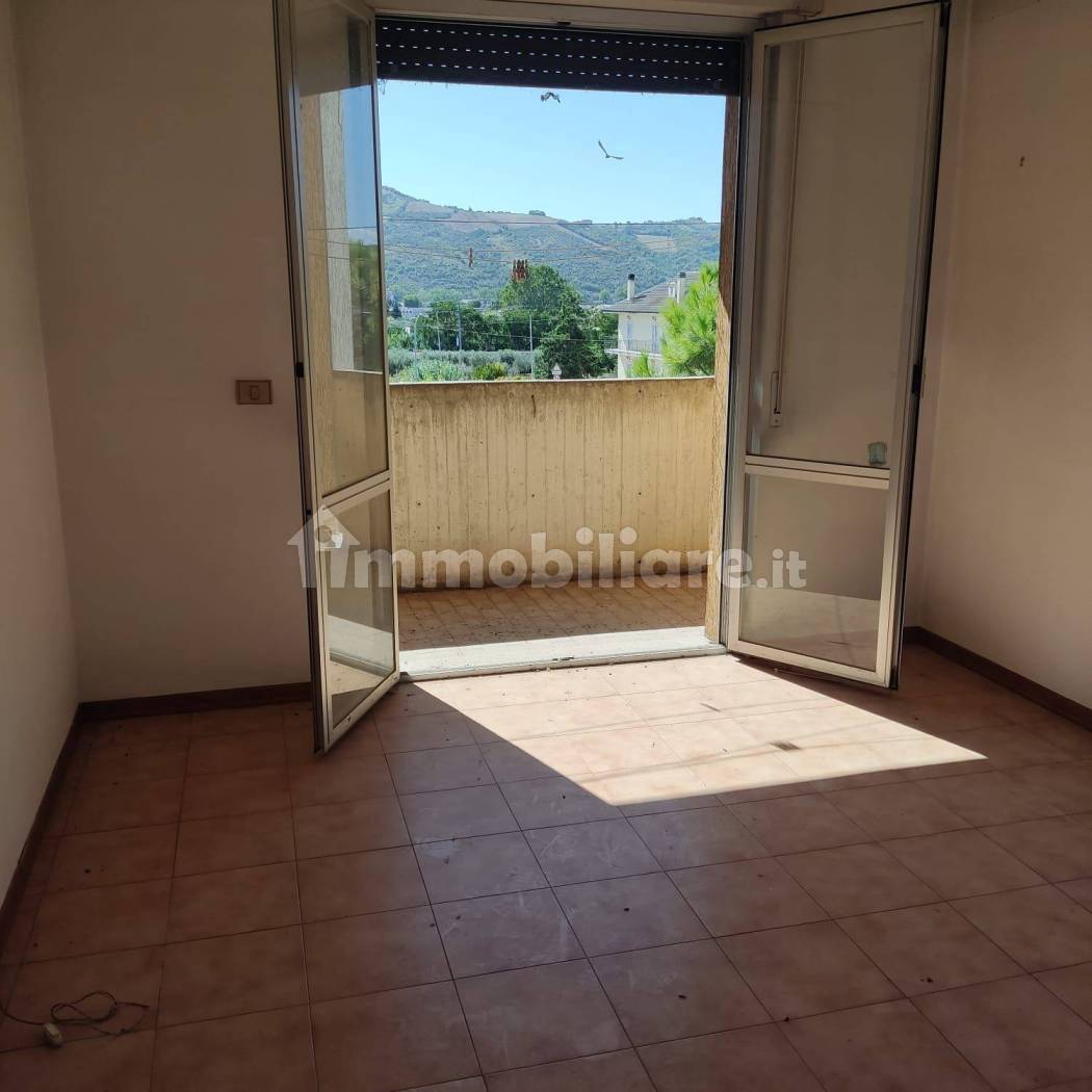 Quadrilocale via della Liberazione 12, Centobuchi, Monteprandone