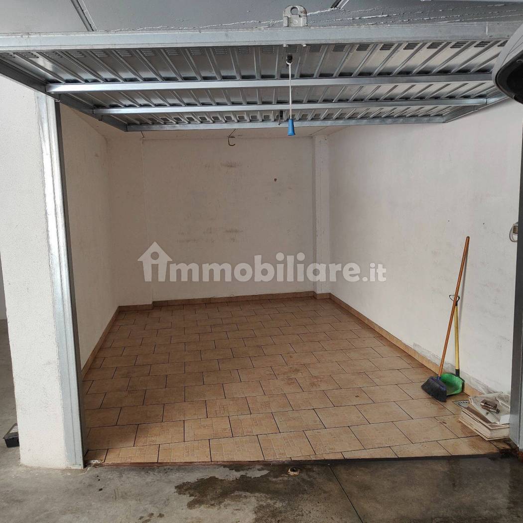 Garage - Box in Vendita