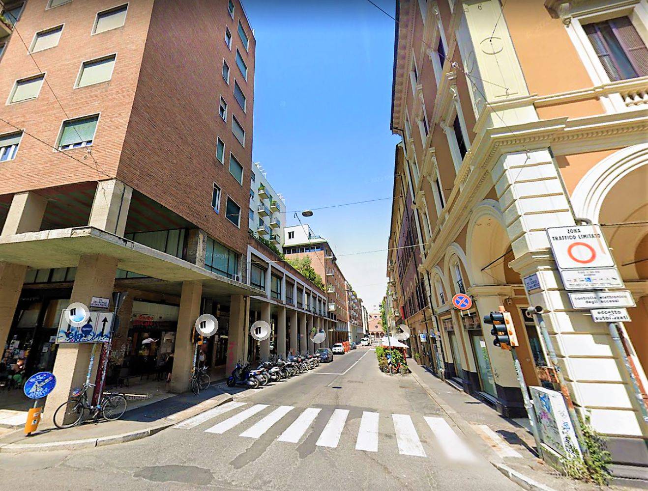 Bilocale via del Borgo di San Pietro 74, Irnerio, Bologna