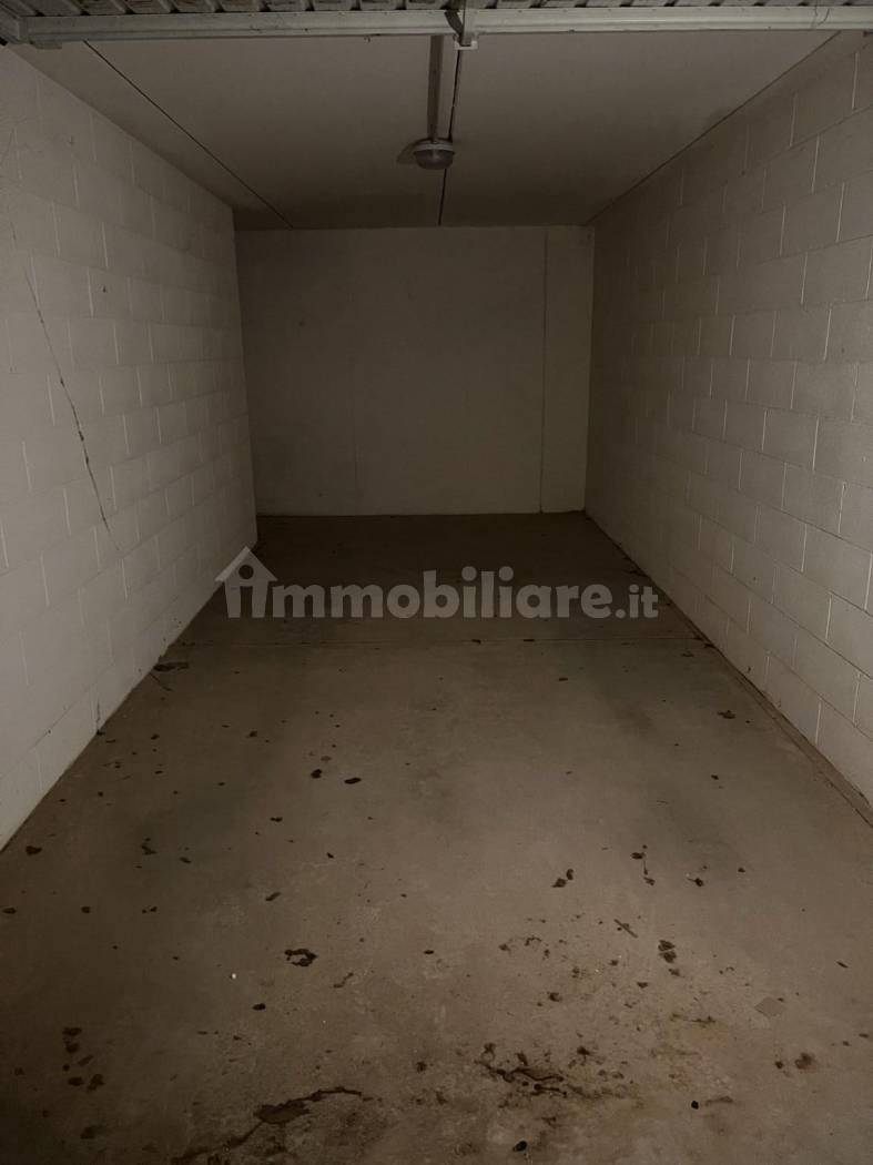 Garage - Box in Vendita