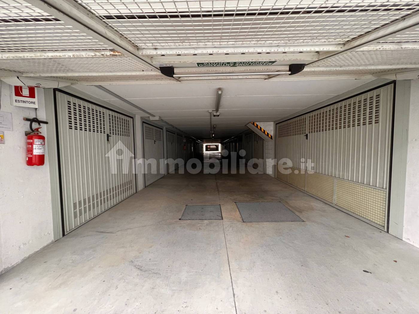 Garage - Box in Vendita