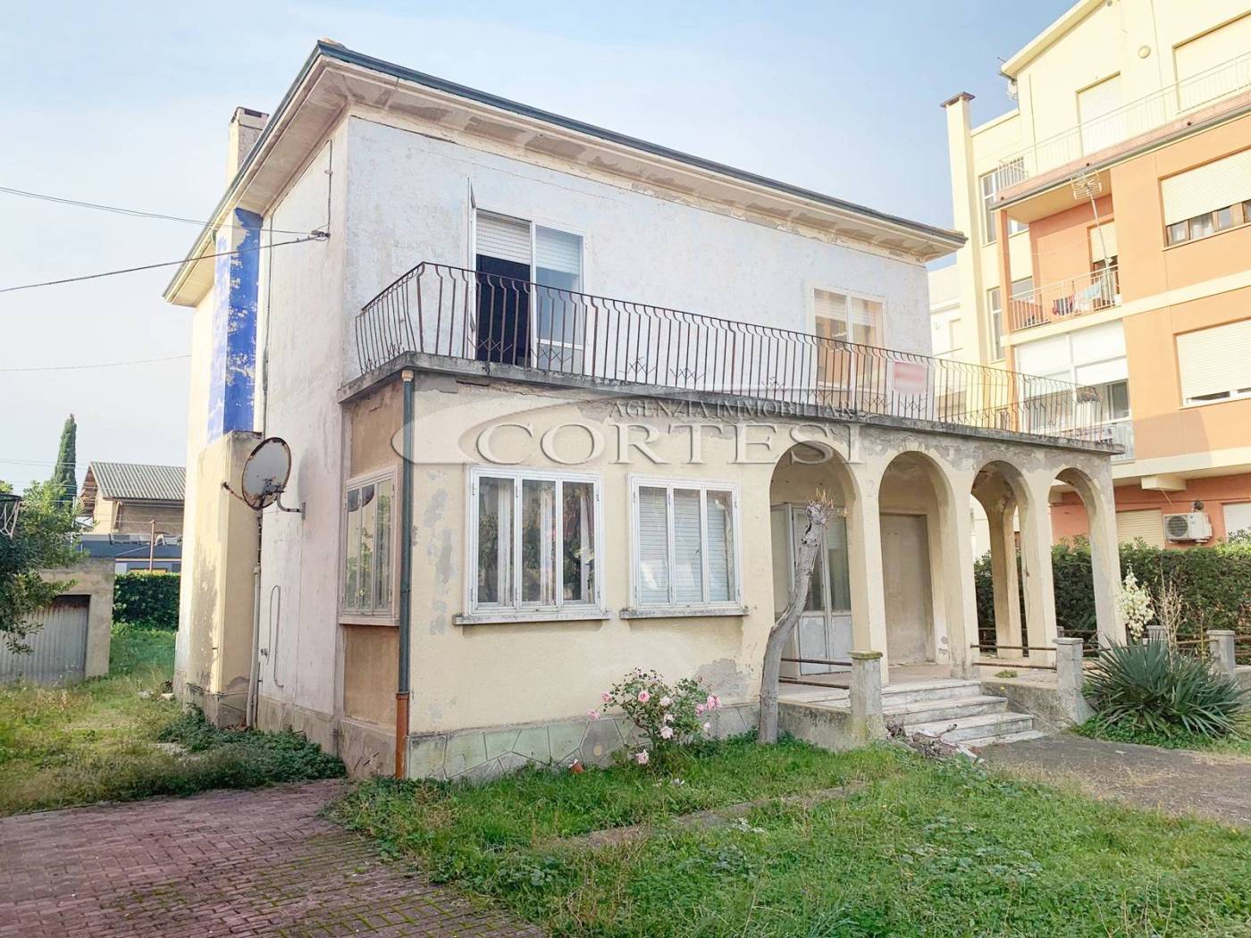 Appartamento da ristrutturare, piano terra, Marotta, Mondolfo