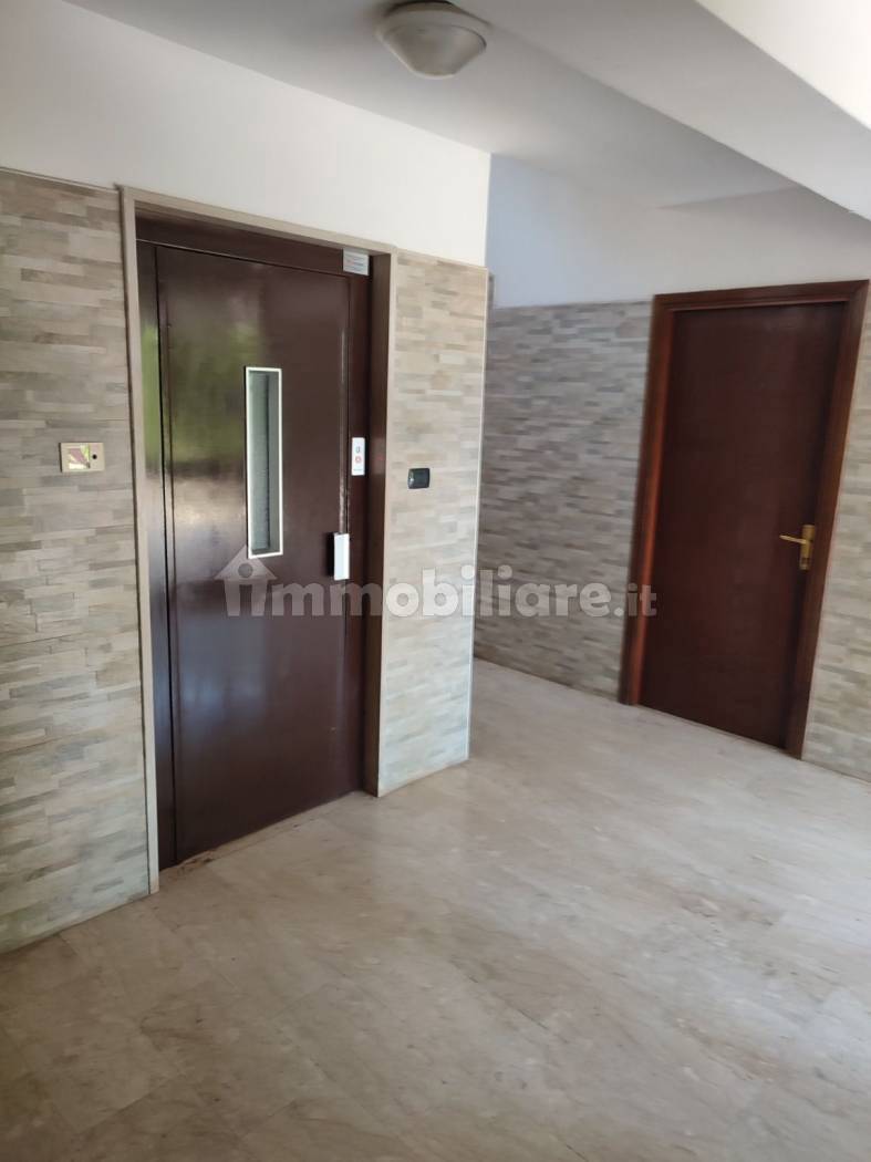 Trilocale viale Antonio Gramsci 13, Triggiano