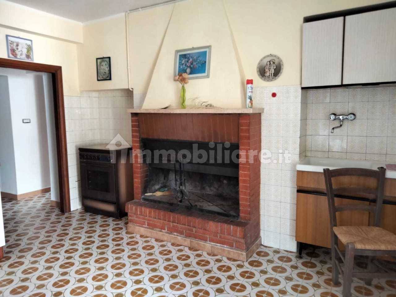 Trilocale buono stato, piano terra, Centro, Amelia