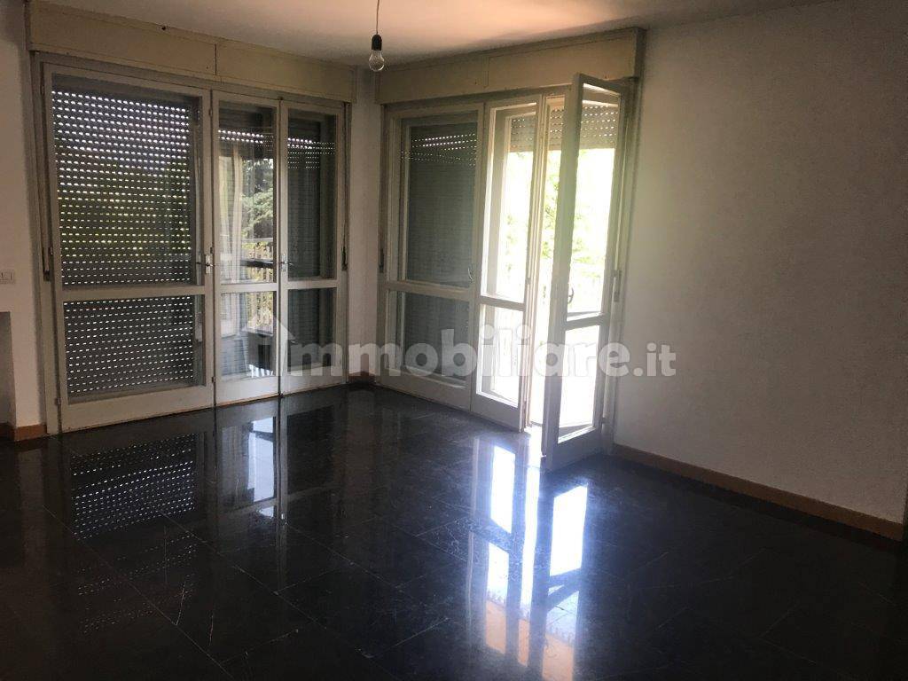 Appartamento buono stato, secondo piano, Viale Venezia - Cormor, Udine