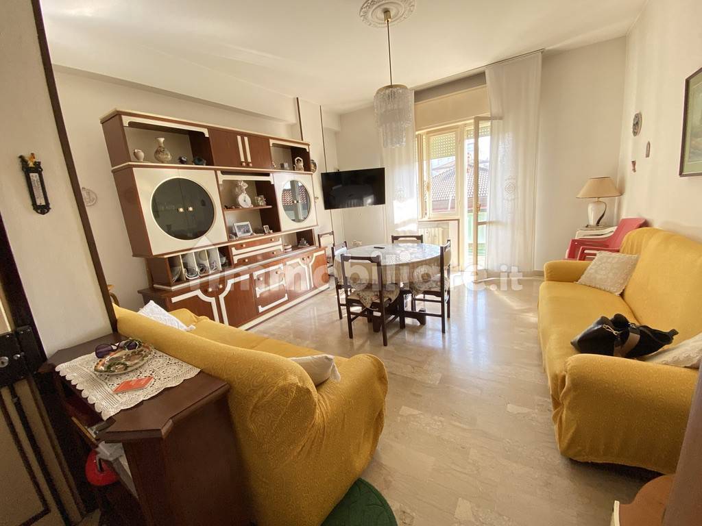 Vendita Appartamento Rimini. Quadrilocale in viale Regina Elena 223B ... Vendita Appartamento Rimini. Quadrilocale in viale Regina Elena 223B ...