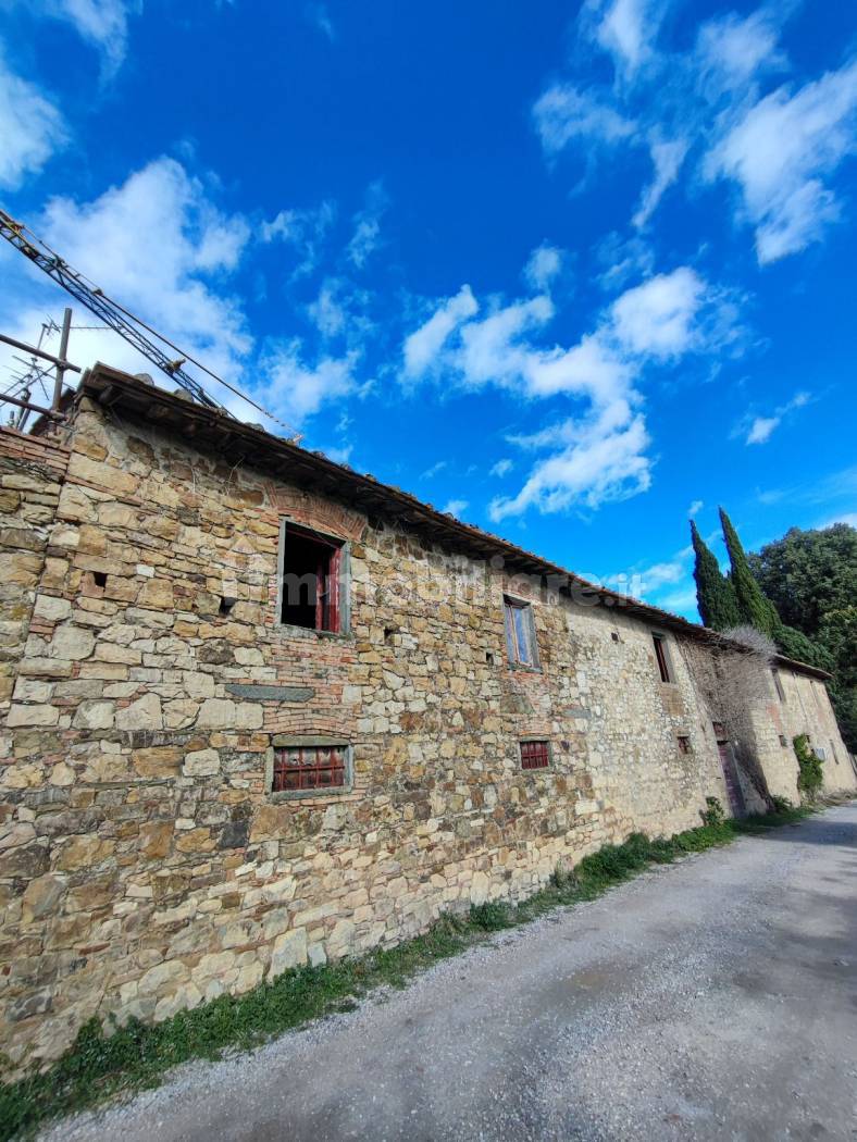 Casa colonica via di Tizzano, Bagno a Ripoli