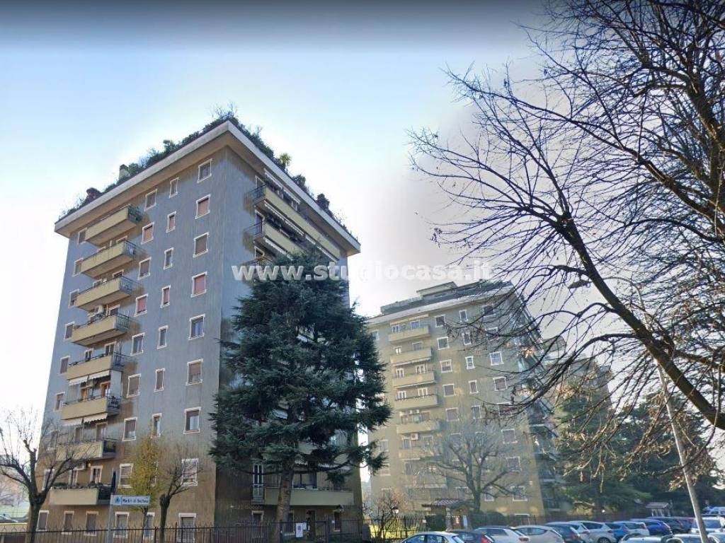 Garage - Box via martiri di belfiore, Opera, rif. 99283830 - Immobiliare.it