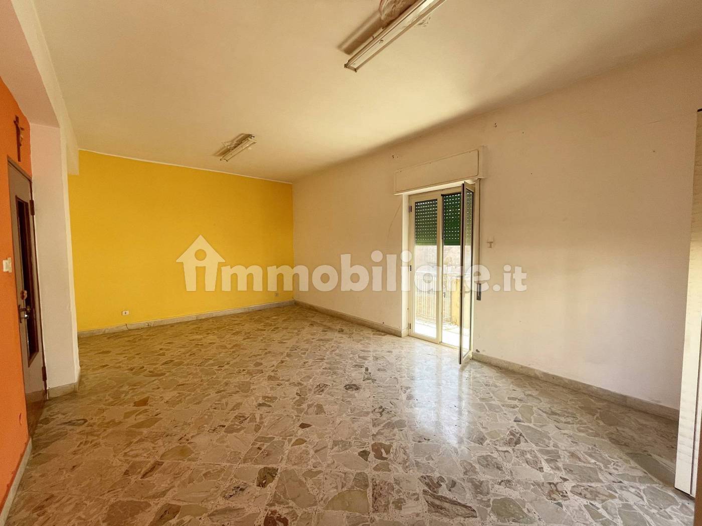 Quadrilocale via Porta San Giovanni, Santo Stefano di Camastra