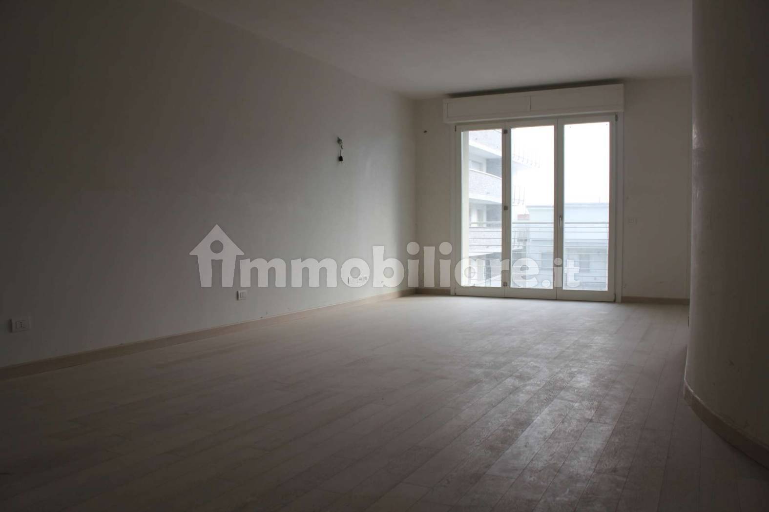 Bilocale via Thomas Jefferson  10, Porada, Seregno