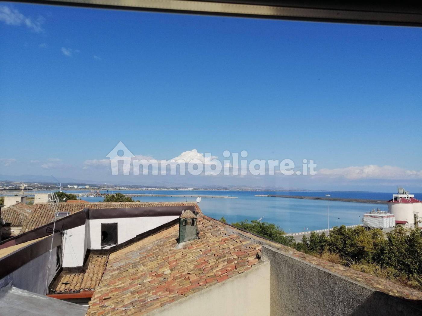 Trilocale discesa Fosso 15, Centro, Crotone