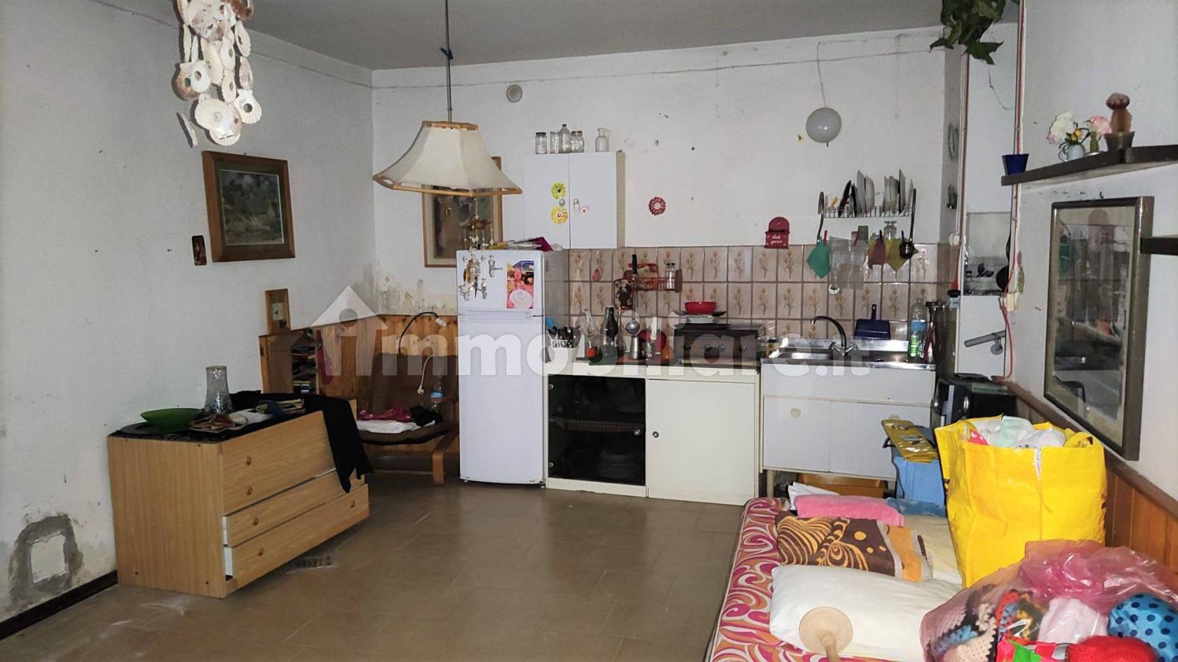 Bilocale via Torino, Centro, Invorio