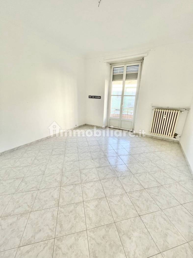 Trilocale via Monte Rosa 74, Barriera di Milano, Torino