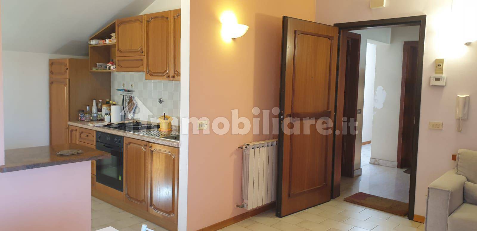 Trilocale via Fonte Romana 133, Ospedale, Pescara