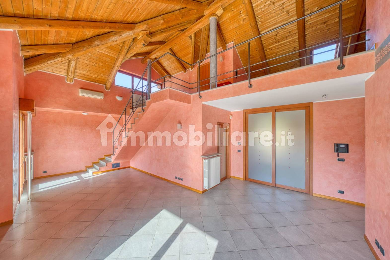 Trilocale via Sandro Pertini 8, Centro, Givoletto