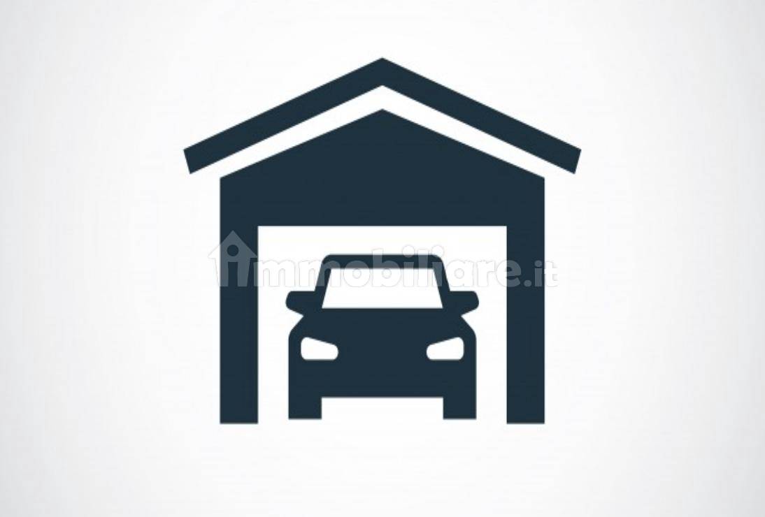 Posto auto - moto in Vendita