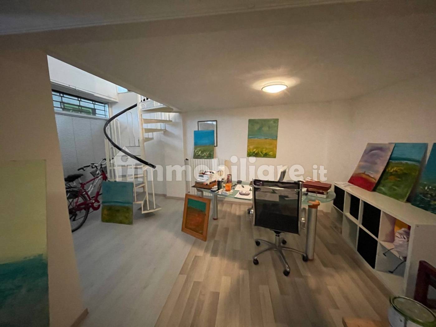 Locale commerciale in Vendita