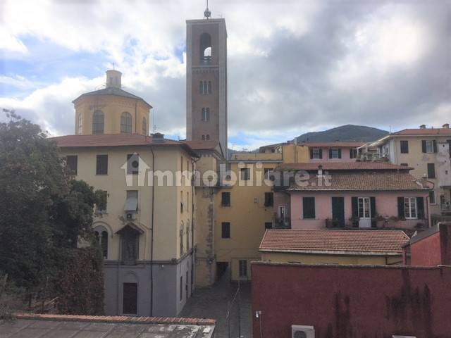 Quadrilocale via del Prione 173, Centro Storico, La Spezia