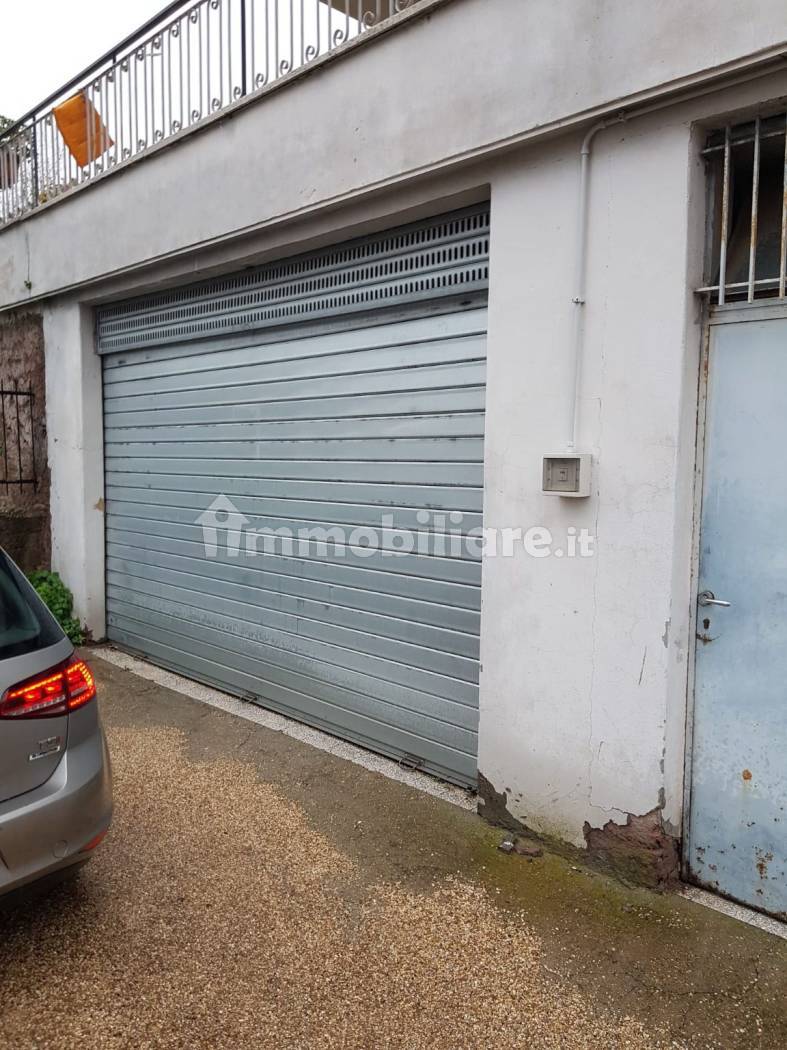 Garage - Box in Vendita