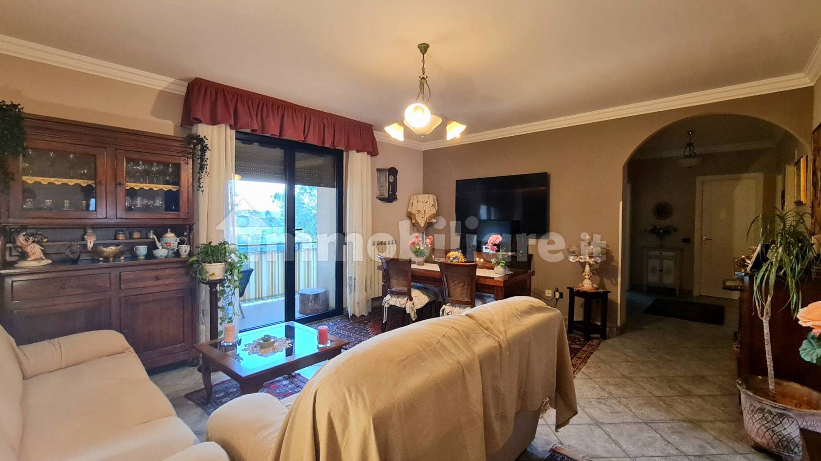 Quadrilocale via Maurice Ravel, Cattolica