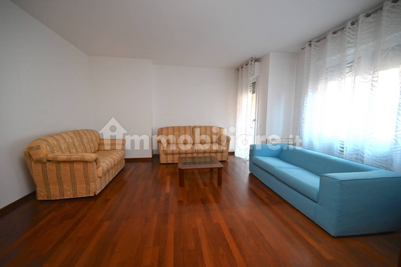 Appartamento via Montello, Viale Luzzatti, Treviso