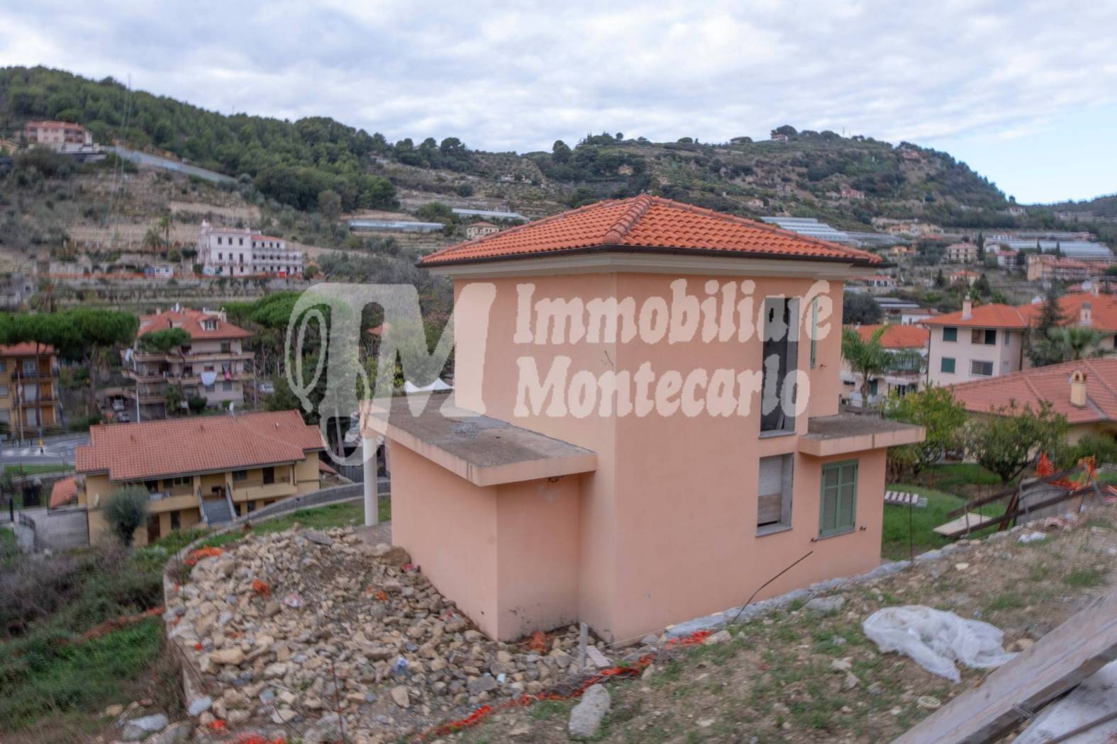 Villa unifamiliare via Principessa Mafalda, Zona Collinare, Bordighera