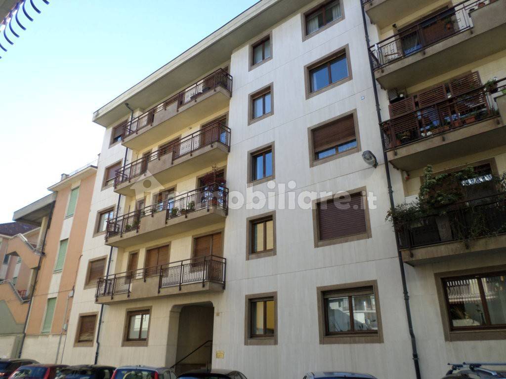 Quadrilocale buono stato, piano terra, Centro, Cuneo