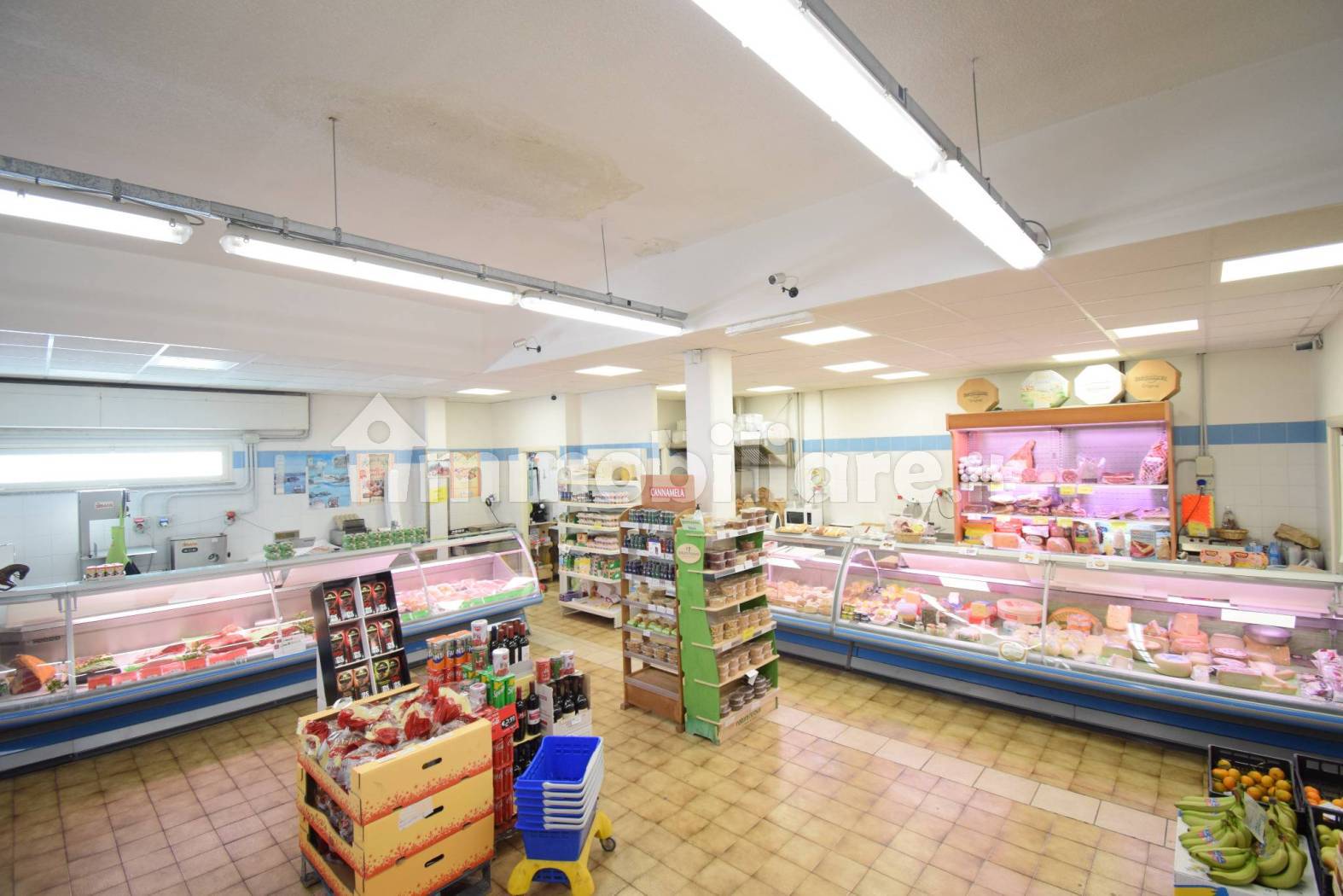 Minimarket in Vendita