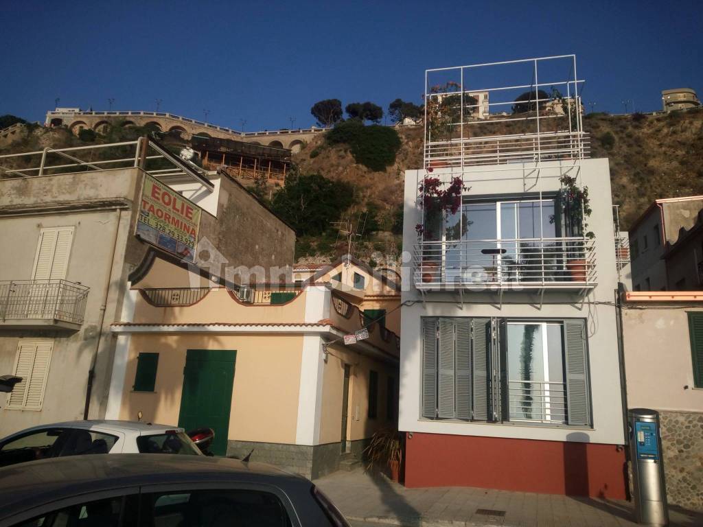 Sale Apartment Scilla. 3-room flat in via Cristoforo Colombo 1. Ground ...