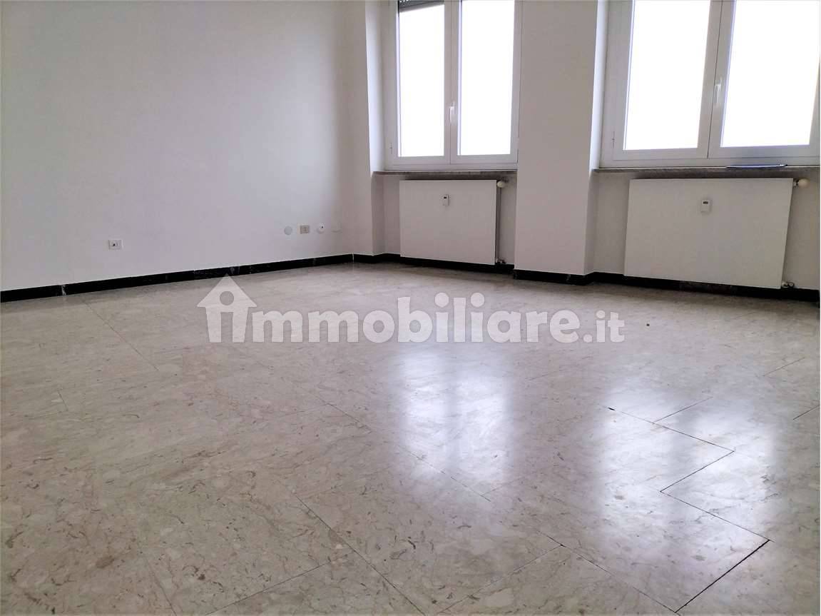 Appartamento via Tivoli, 4, Cristo, Alessandria