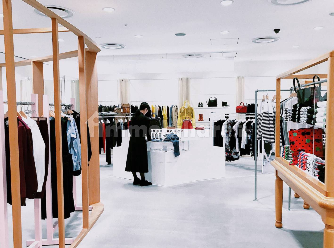 Supermercato in Vendita