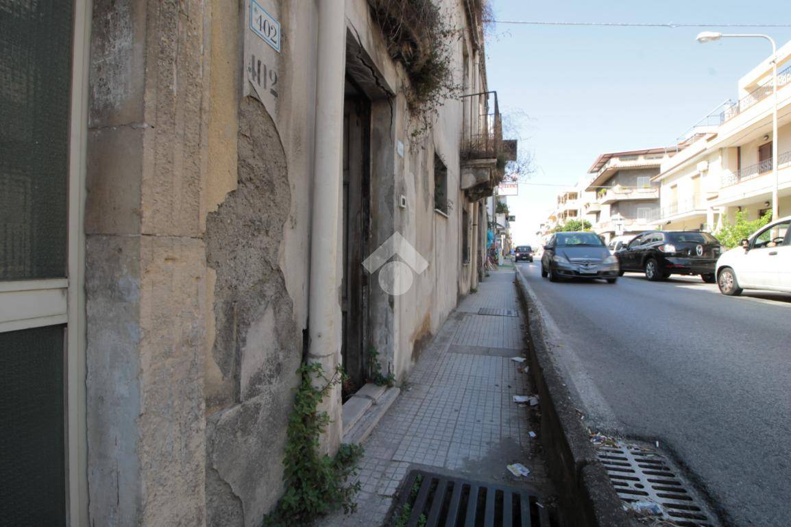 Quadrilocale via nazionale 376, Rometta Marea, Rometta