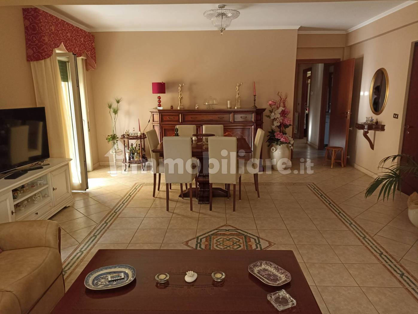 Trilocale via della Chiesa, Fiumefreddo di Sicilia