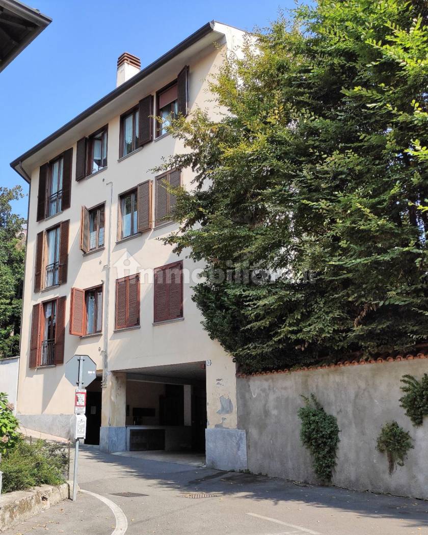 Bilocale via Foppetta 5, Centro, Merate