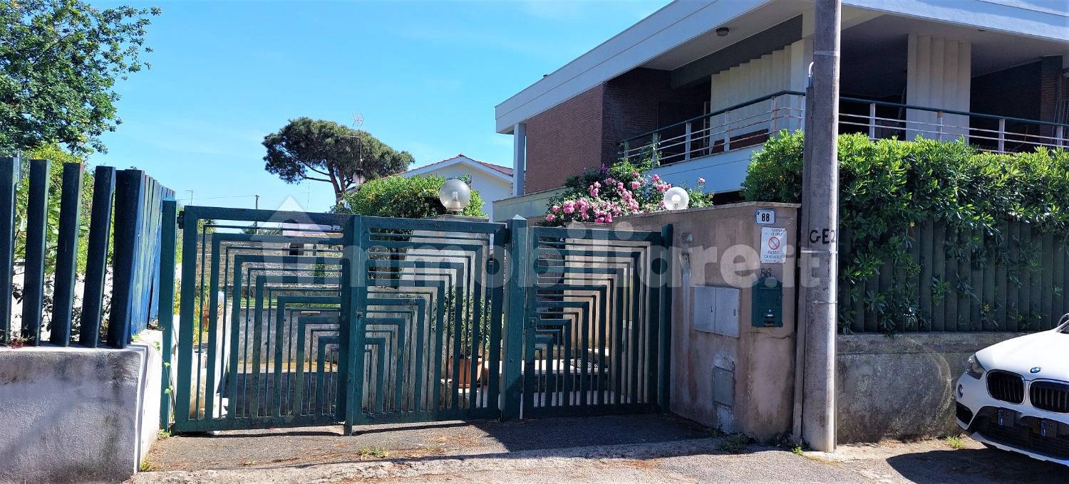 Trilocale via dei gelsi 86, Lido dei Pini, Anzio