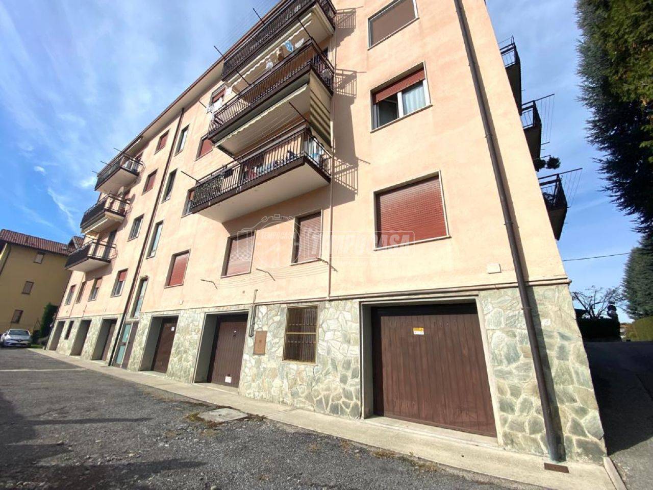 Bilocale via della Misericordia 13, Centro, Missaglia