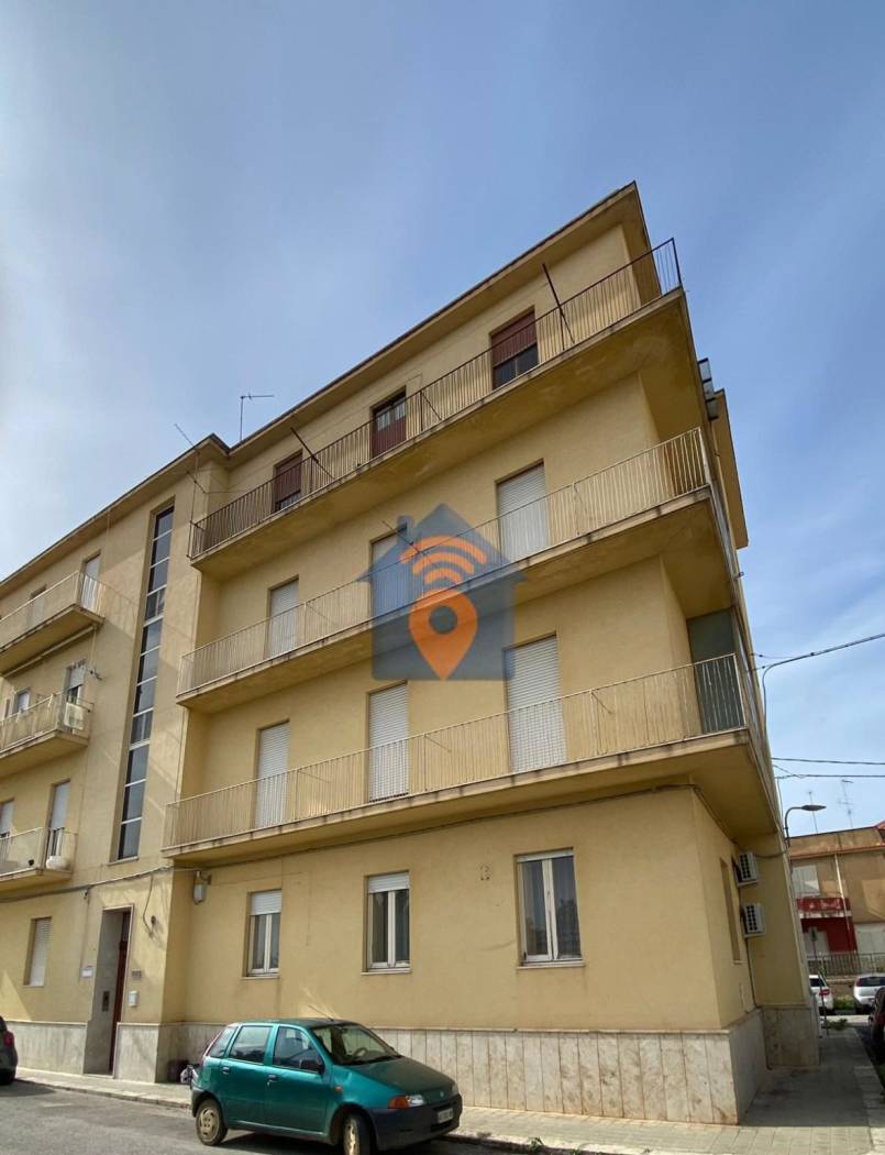 Appartamento piazzale Michelangelo Buonarroti, Centro, Castelvetrano