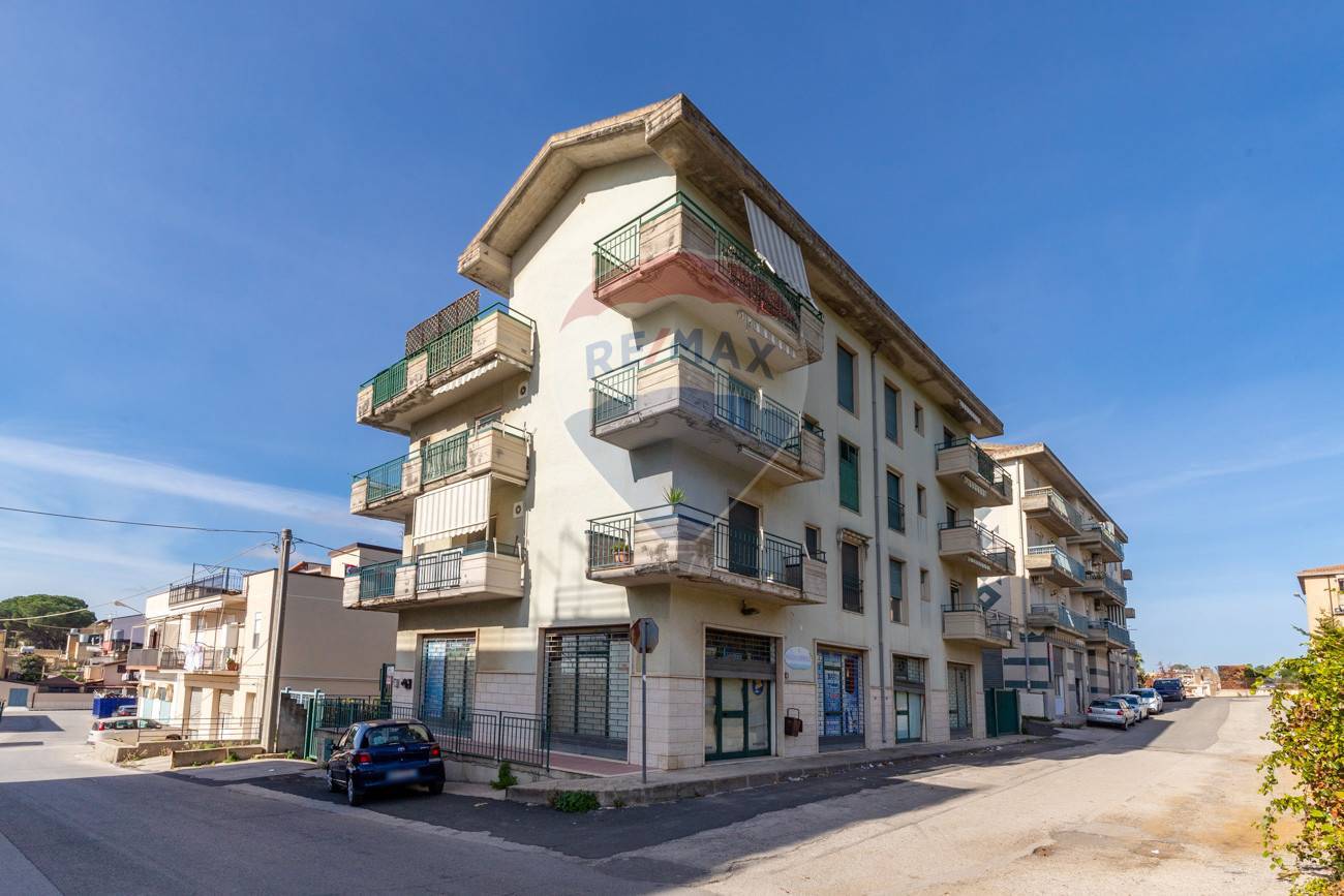 Appartamento via Po 4, Centro, Caltagirone