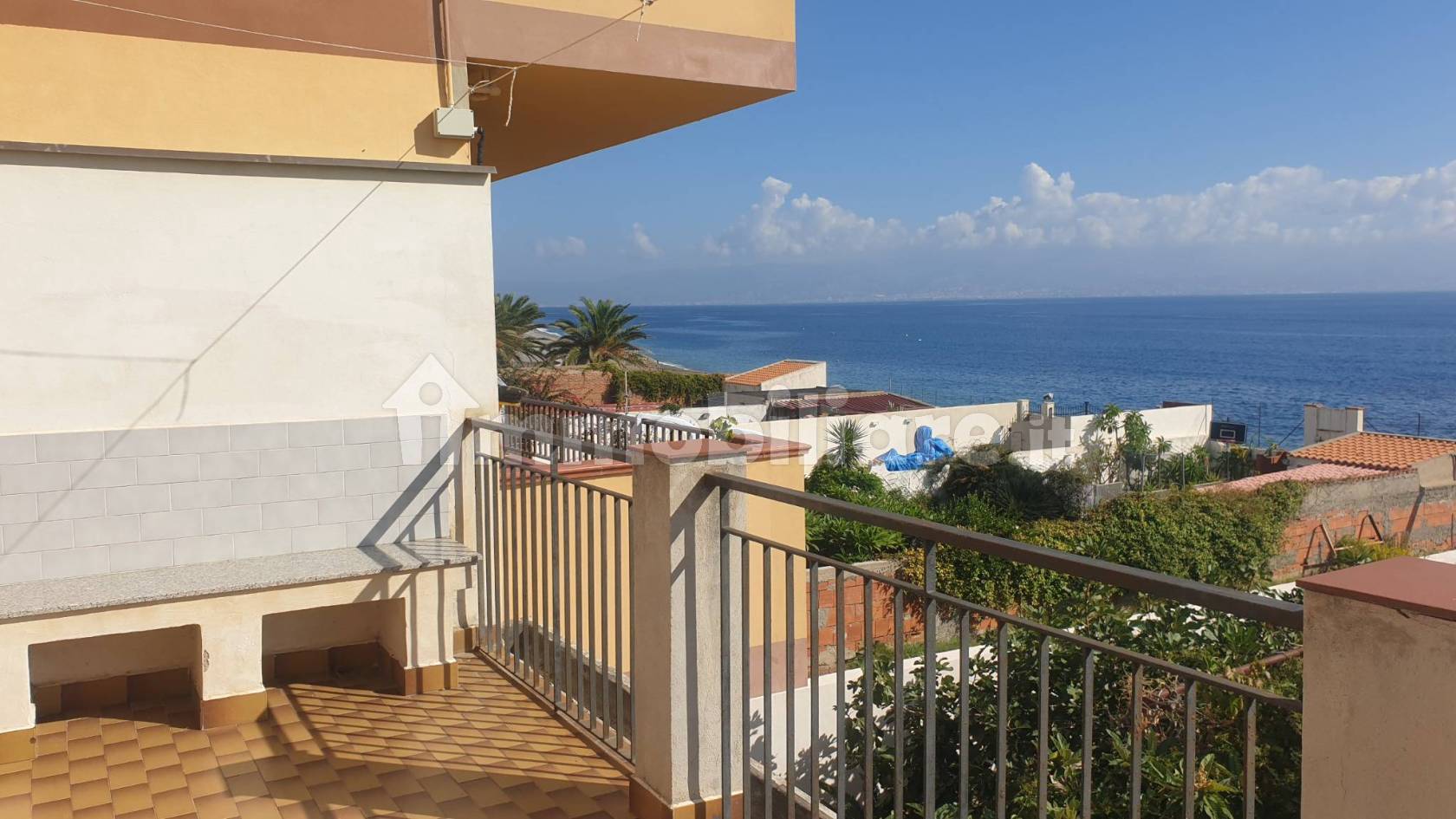 Quadrilocale Strada Statale Orientale Sicula, Giampilieri, Messina