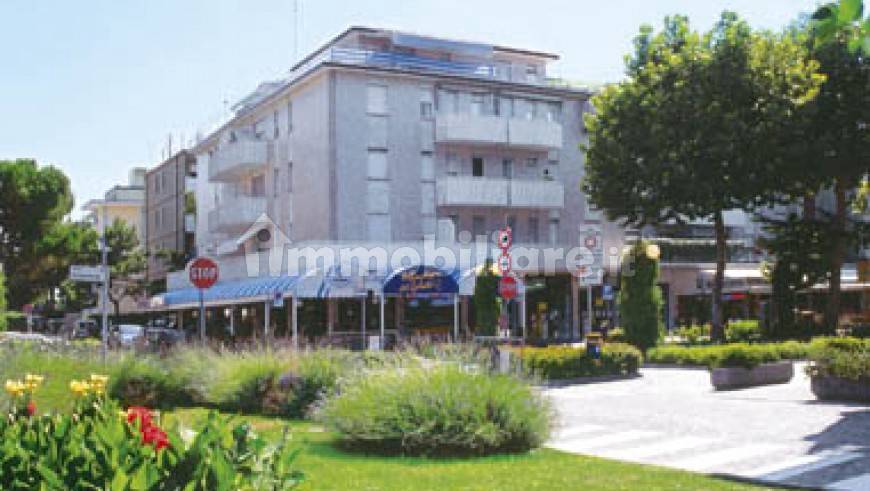 Locale commerciale in Vendita