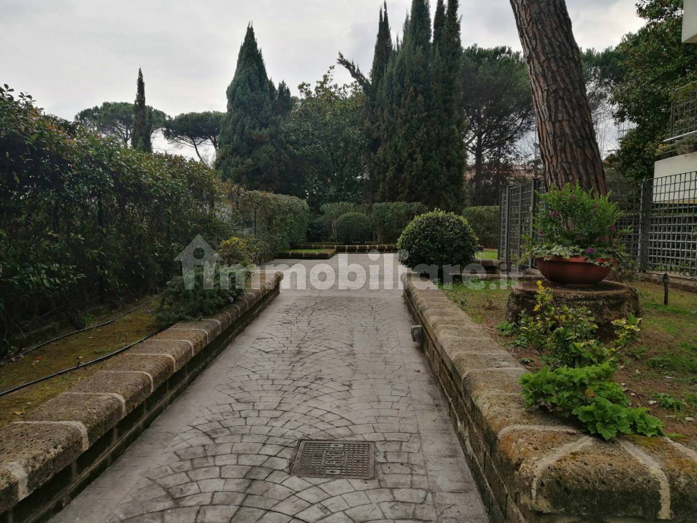 Trilocale viale Alcide De Gasperi, Caulonia