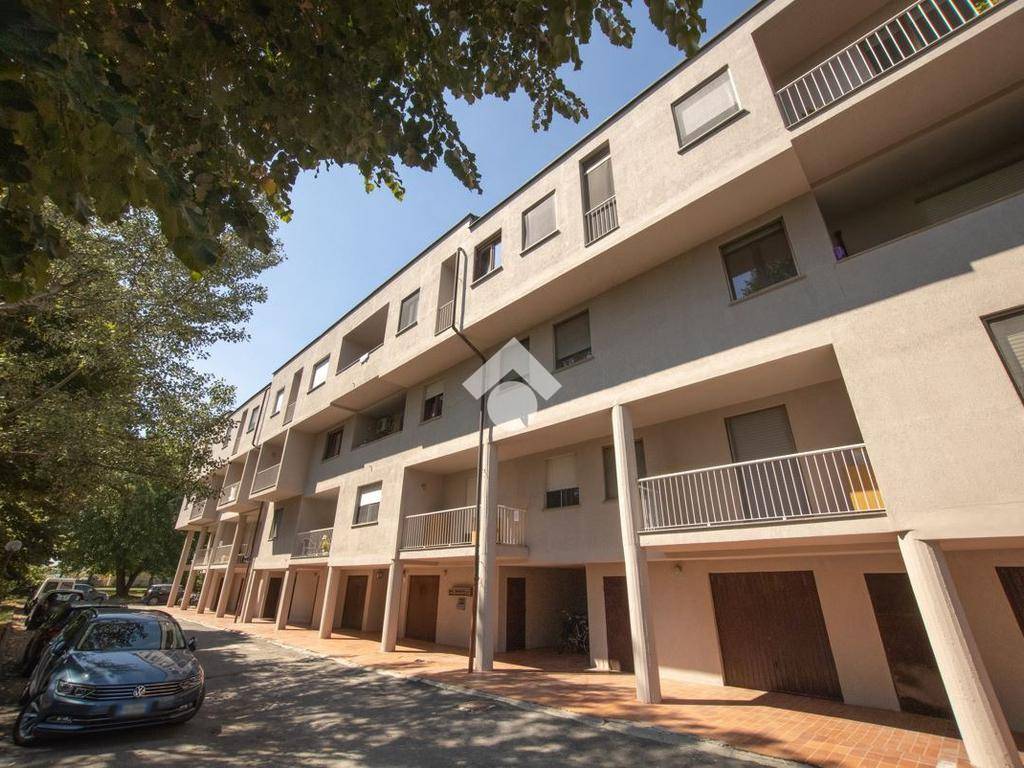 Trilocale via Marcellino Roda 2, Centro, Racconigi