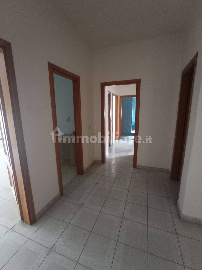 Quadrilocale via Giovanni Boccaccio 33, Cirò Marina