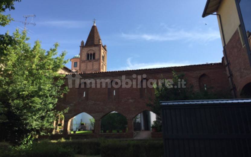 Locale commerciale in Vendita